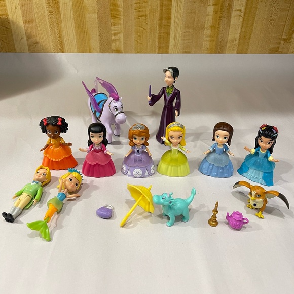 Disney | Toys | Sofia The First Disney Junior Deluxe Friends Collection Action Figures | Poshmark